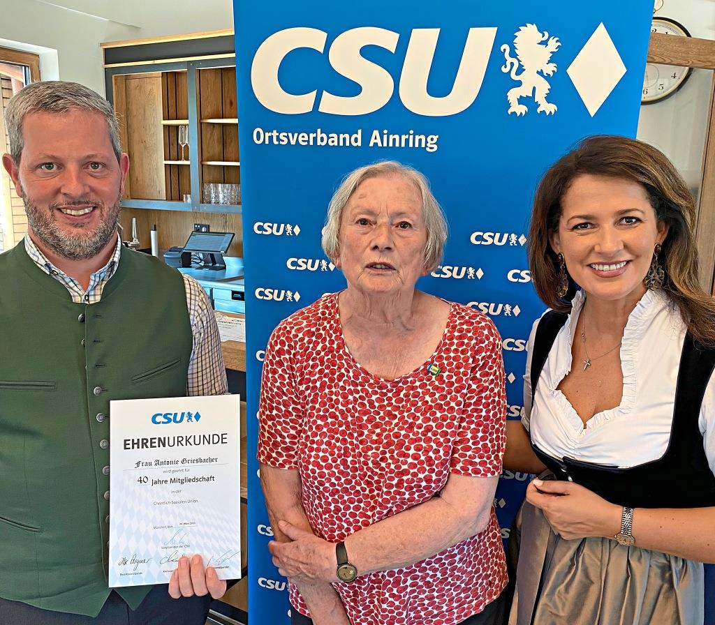 Ehrungen beim CSU-Ortsverband Ainring