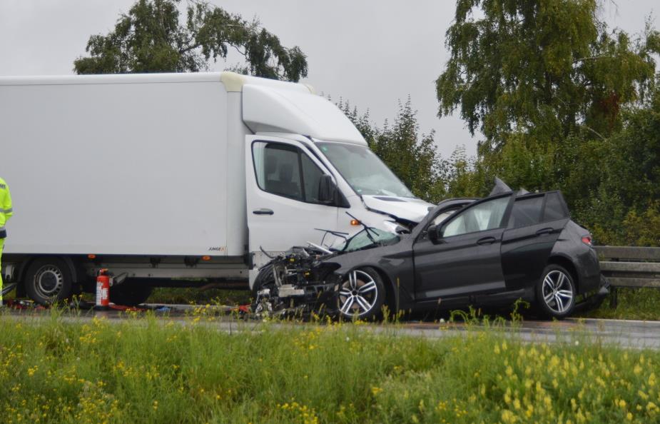 Schwerer Unfall auf A92 bei Dingolfing: „Heute ist ein Wunder geschehen“