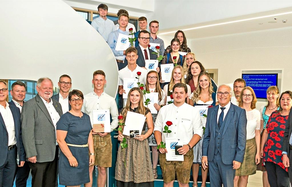 Berufsschule plus feierte Absolvia