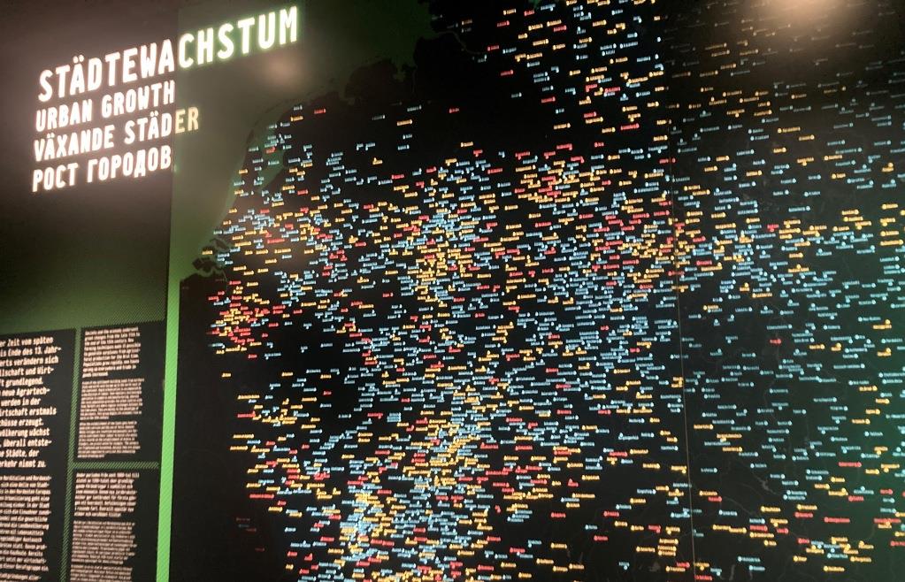 Schaubild zum Städtewachstum: Viechtach im Hansemuseum in Lübeck