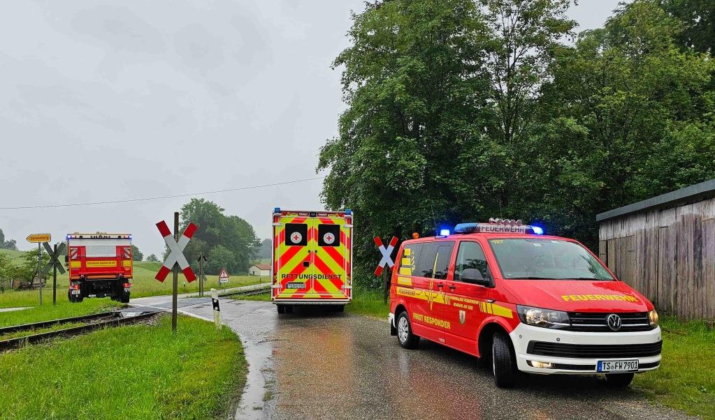 Auto bei Waging von Zug erfasst und mehrere Meter mitgeschleift