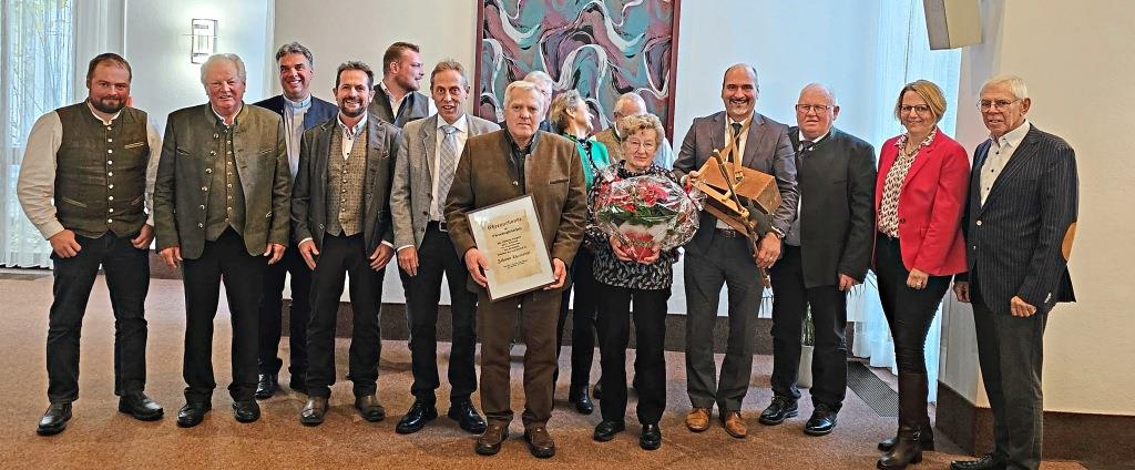 Den Bauernstand hoch halten und in die Zukunft führen