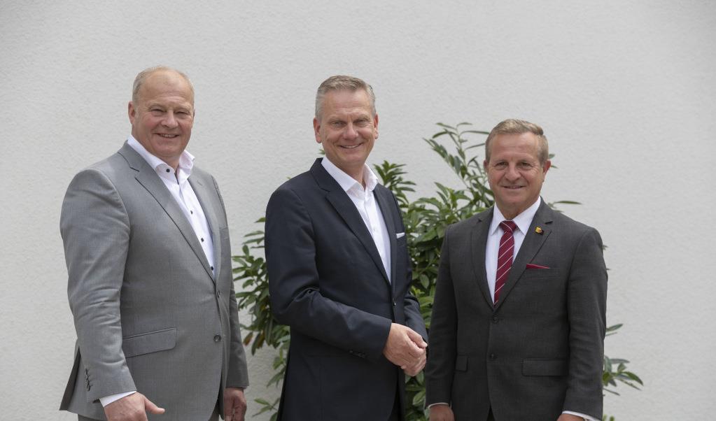 Händlern fehlen günstige E-Autos: Kfz-Branche beklagt Modellpolitik der ...