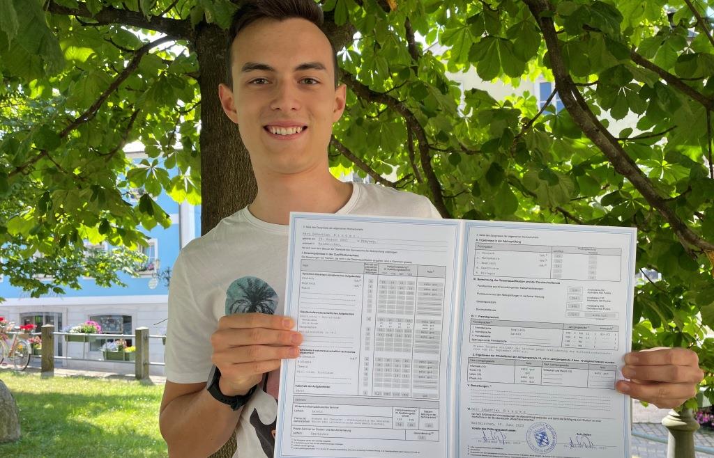 So schaffte Sebastian Binder sein „Traum-Abi“