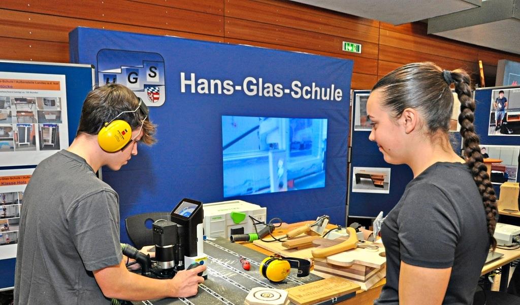 Ausbildungsmesse „Bleib hier“ war wieder ein Besuchermagnet – 105 ...