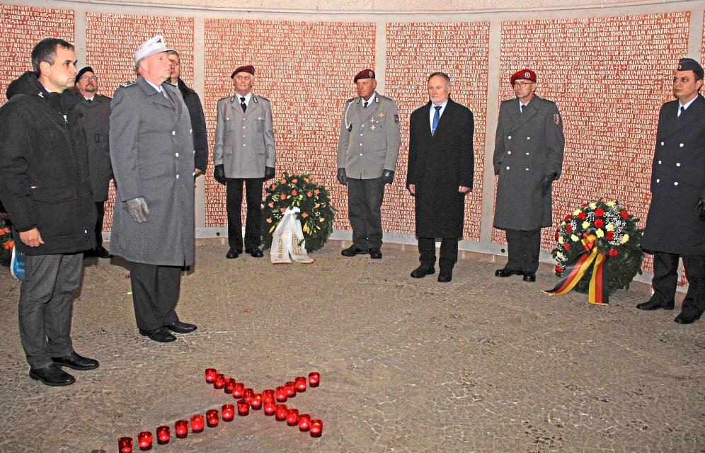 Erinnern und Mahnen als zwei Seiten der Medaille