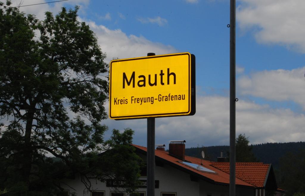Schon wieder: Ortsschild von Mauth gestohlen