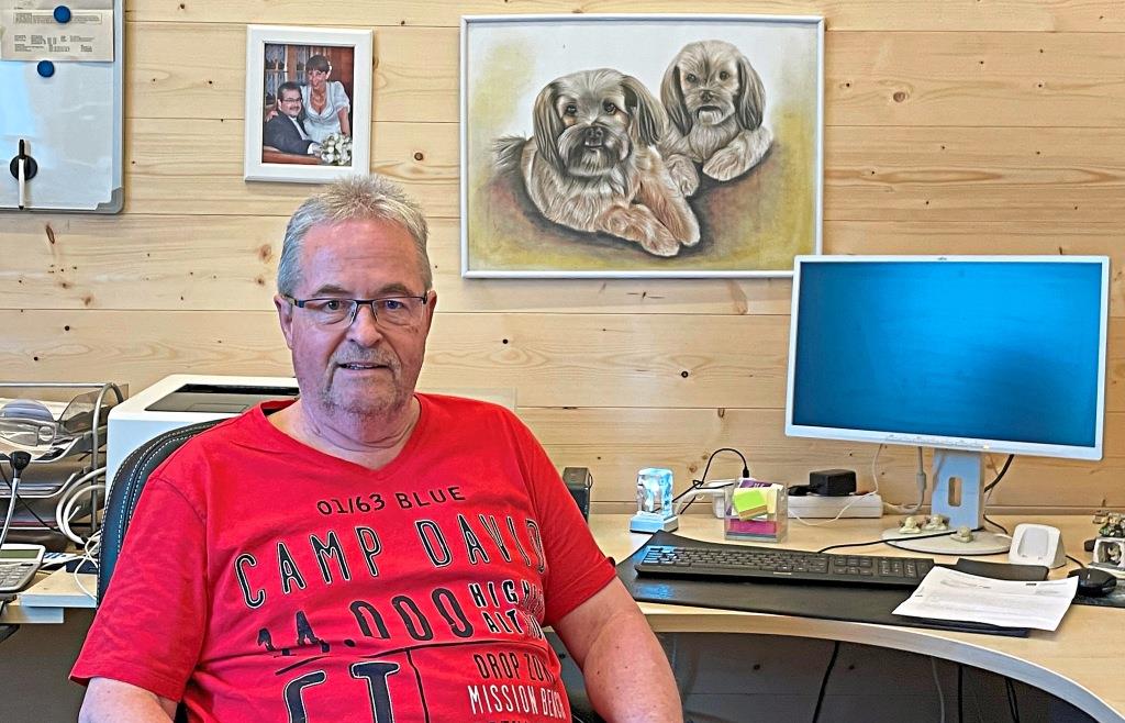 Michael Reisinger schreibt am neunten Buch