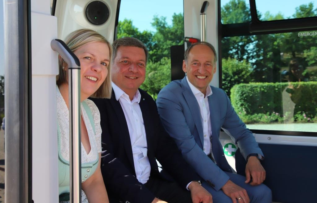 Minister sagt Förderung zu: Autonomer Elektro-Bus in Bad Birnbach soll ...