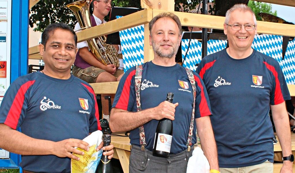 Über 1000 Radler und ein Ziel: Alle strampeln nach Malgersdorf