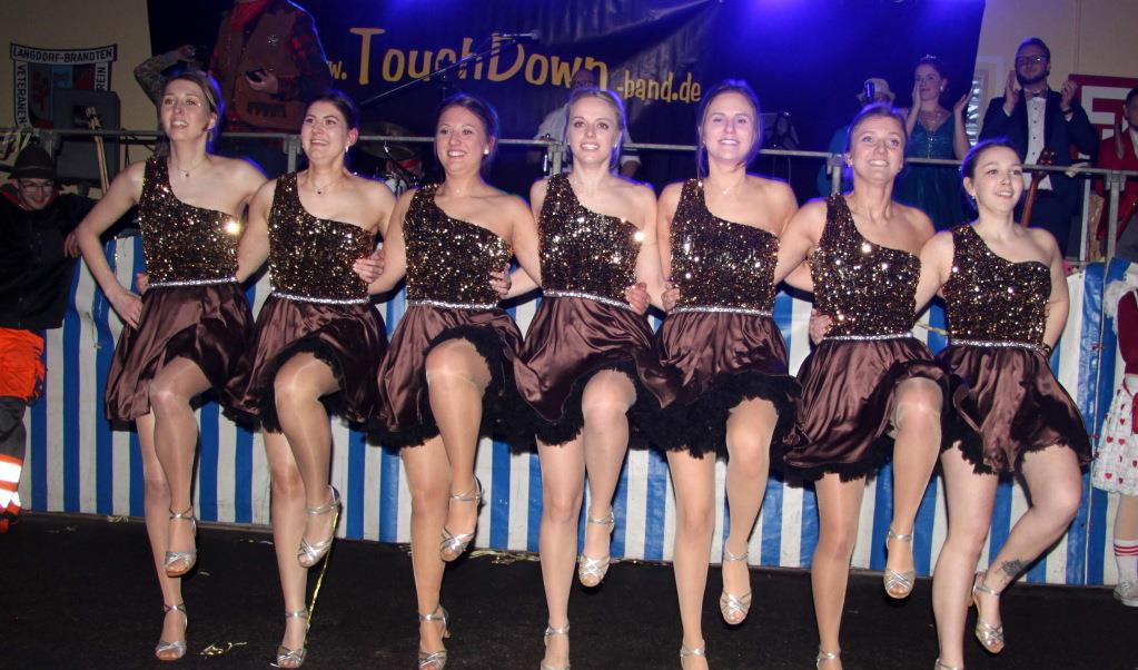 18 Gruppen beim Faschingszug
