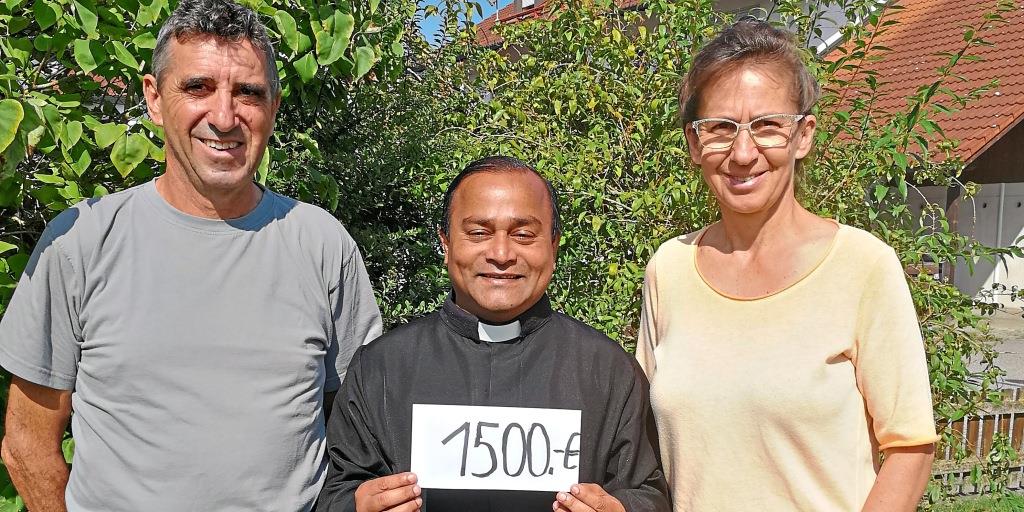 KAB spendet 1500 Euro für die Kirchenrenovierung