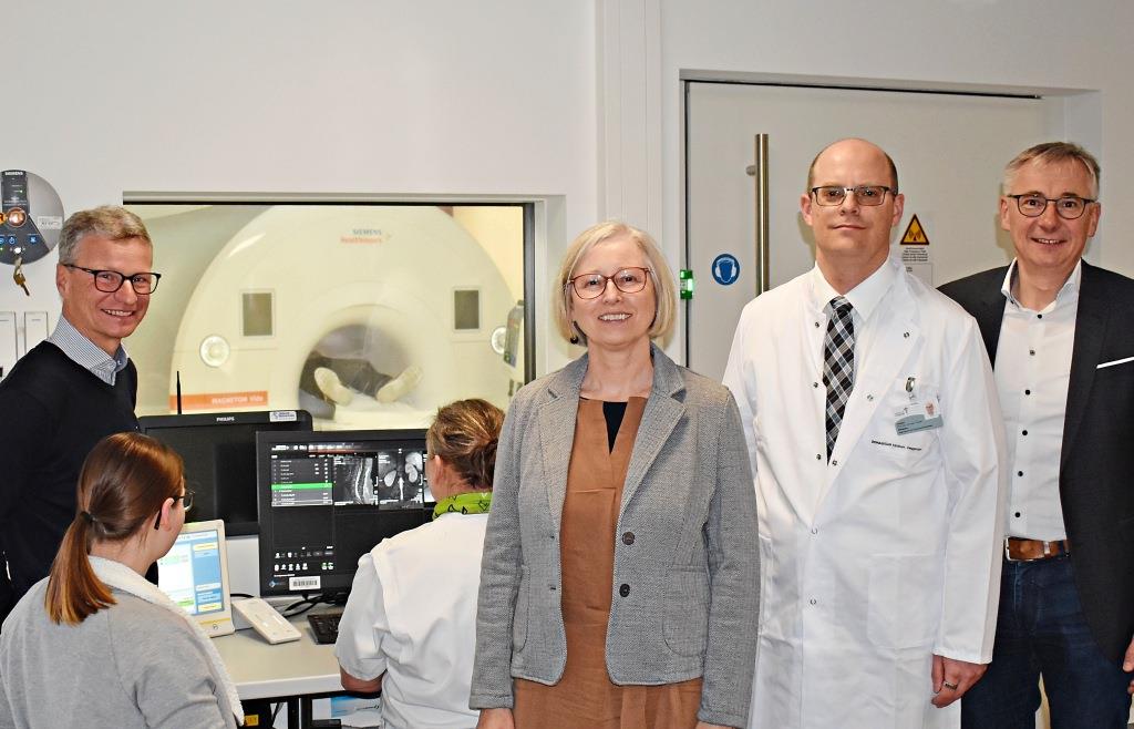 Das Donauisar Klinikum hat einen neuen Chefarzt für Radiologie: Dr. Florian Schwarz