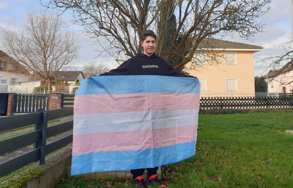 Ben Stock aus Teublitz ist im falschen Körper geboren – und ministriert ...