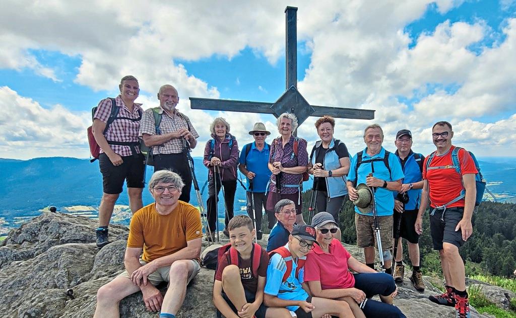 Das Matterhorn des Bayerwalds: Ein steiniger Aufstieg auf den Osser