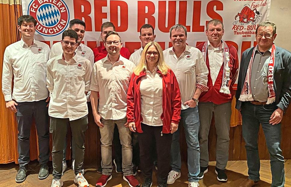Ehrungen für 25 Jahre Treue und Kegelmeisterschaft bei den „Red Bulls ...