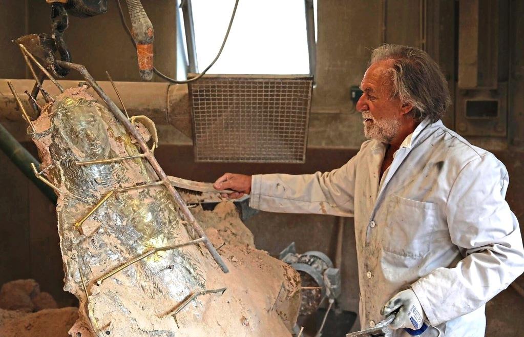 Bildhauer Joseph Michael Neustifter gibt Einblicke in die Herstellung ...