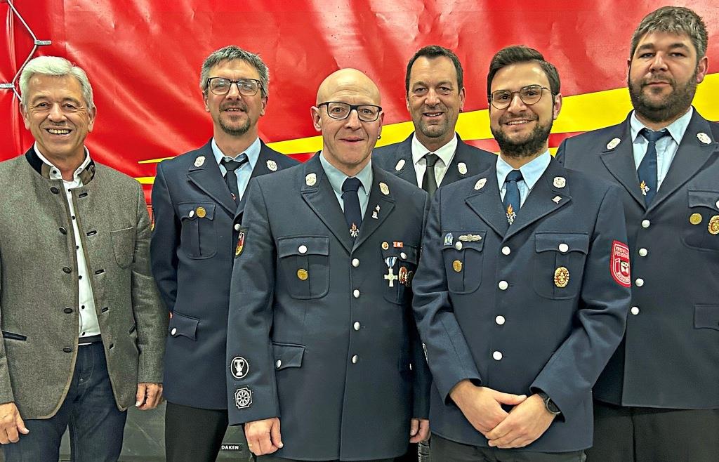 Feuerwehr Roßbach setzt auf bewährte Spitze