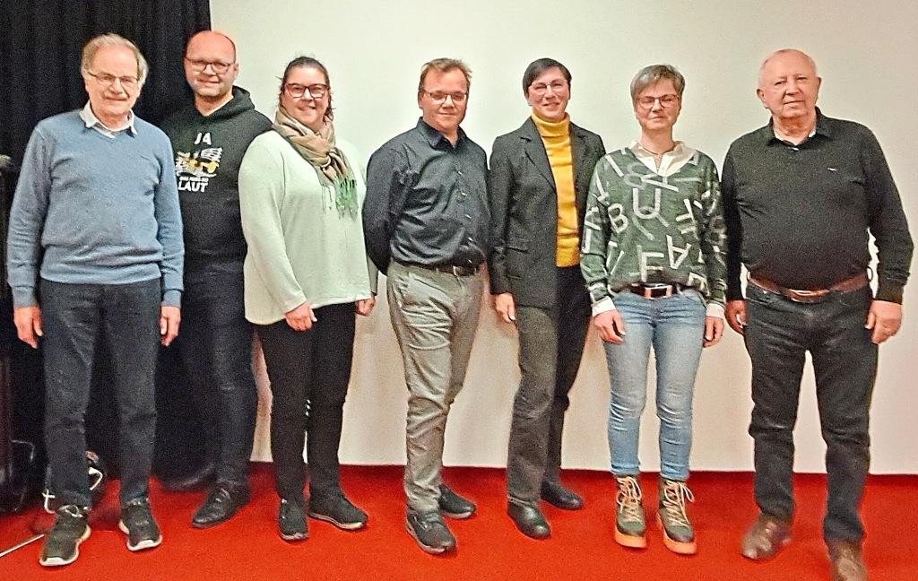 8000 Euro „Startkapital“ auf dem Gabentisch