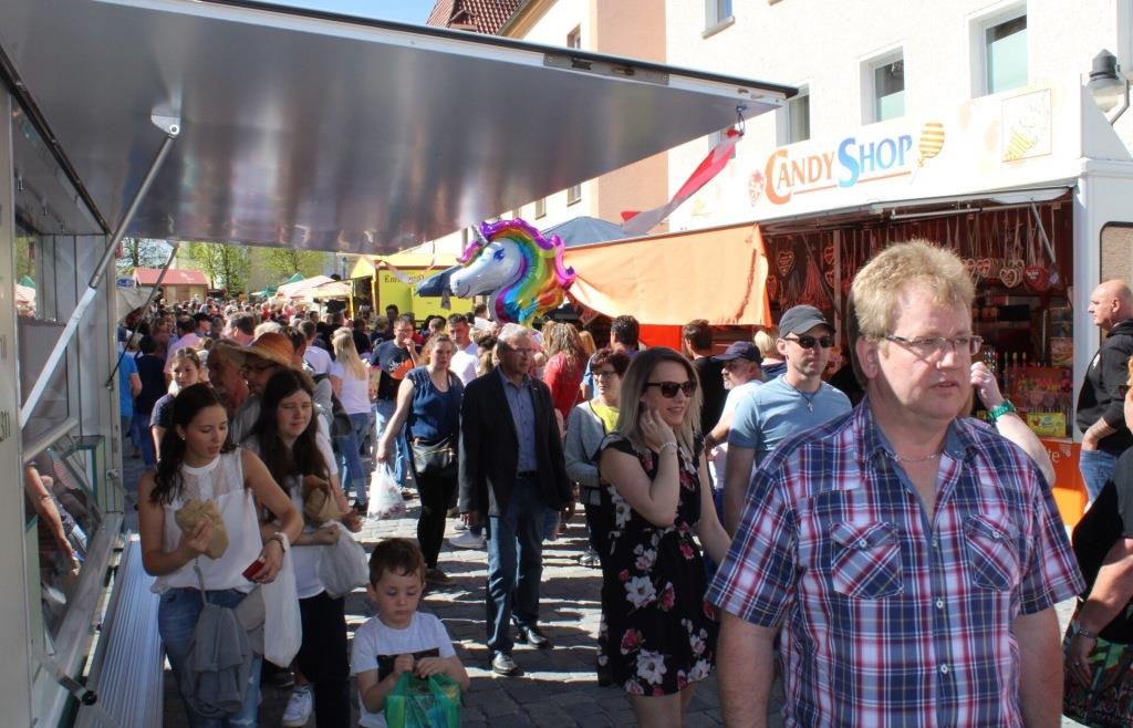 Auf zum größten Kirta der Region