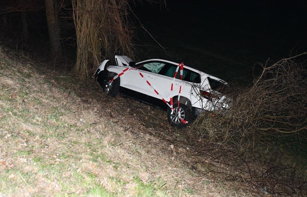 Ein Abend, zwei Autounfälle, neun Verletzte - und 32.000 Euro Schaden