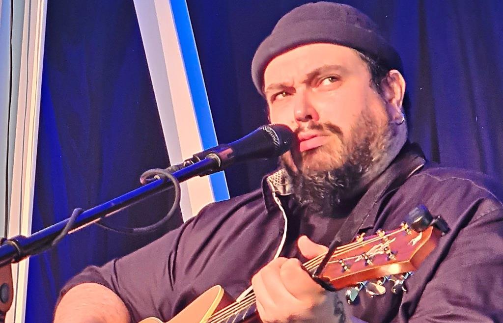 Liedermacher Matthias Kellner beim Sommerempfang in Eggenfelden
