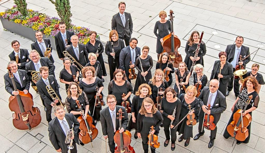 Für Solisten und Orchester