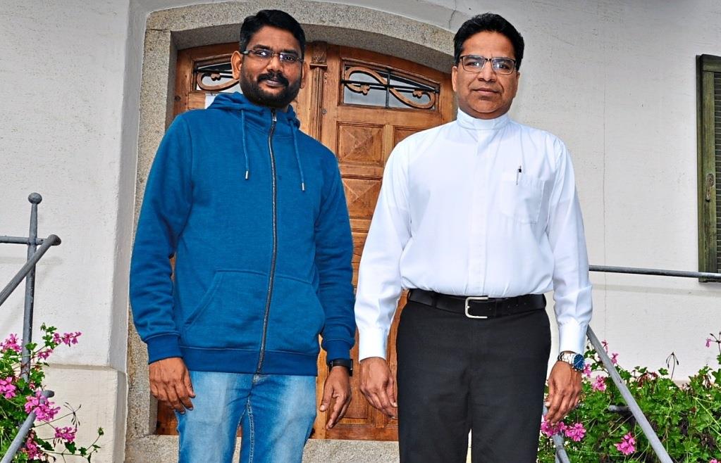 Abschied und Neubeginn: Bastin Britto Joseph Doss ist neuer Geistlicher ...