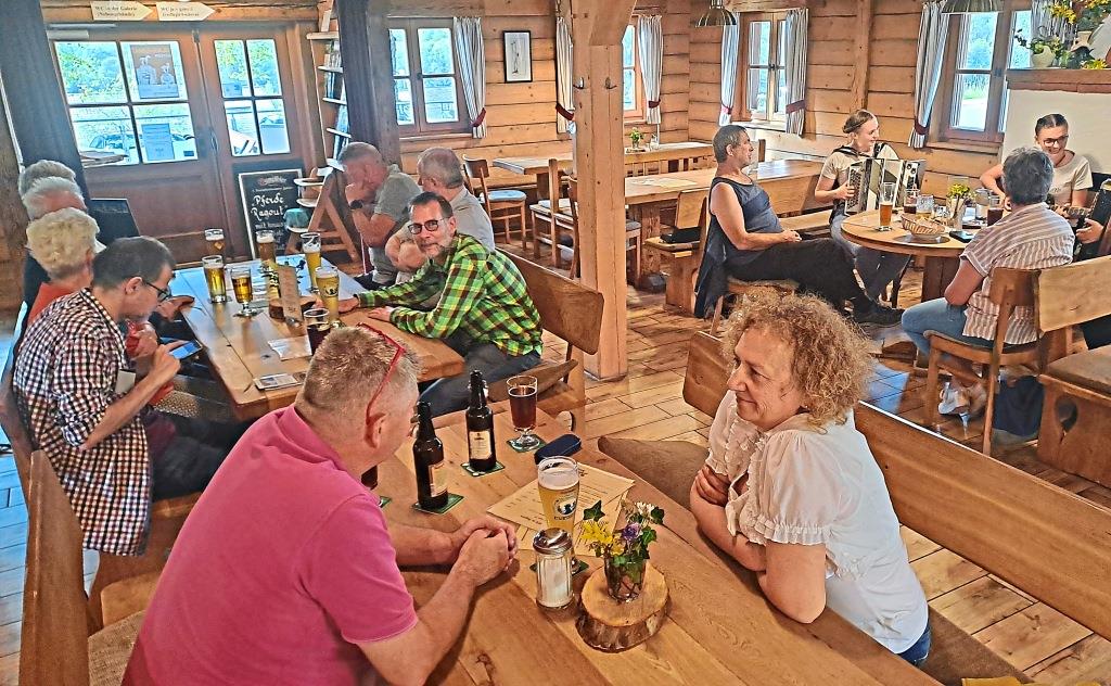 Von der Kirche ins Wirtshaus