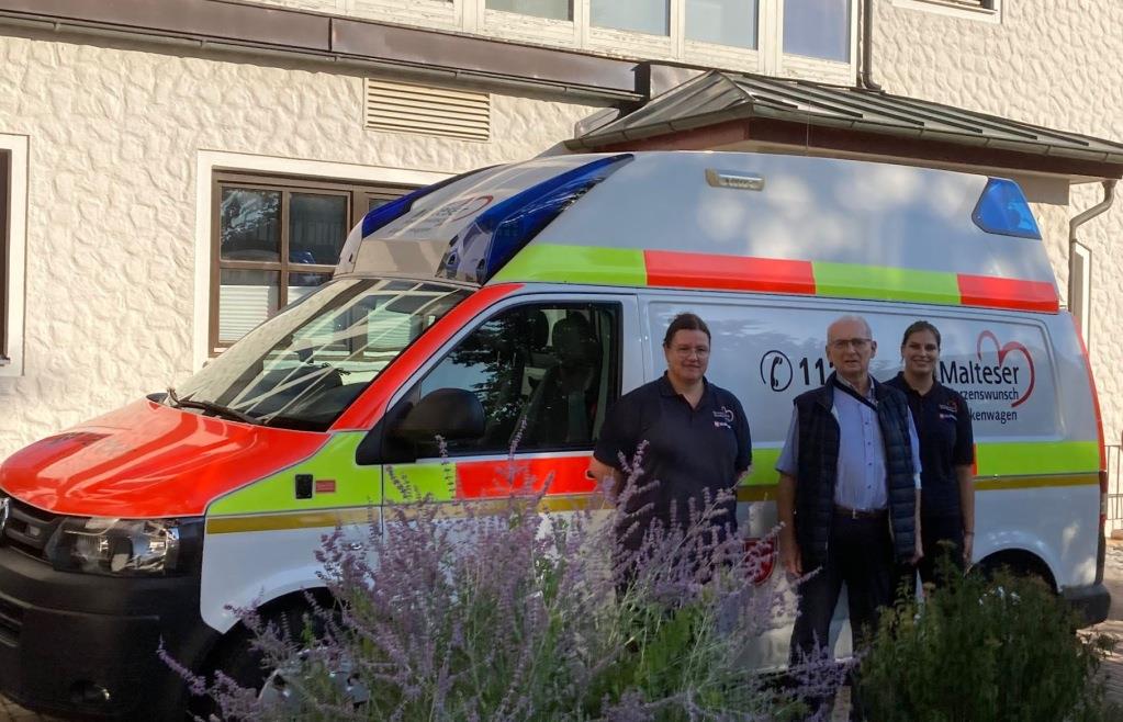 Letzter Wunsch: Herzenswunsch-Krankenwagen bringt Werner Obermeyer zu ...