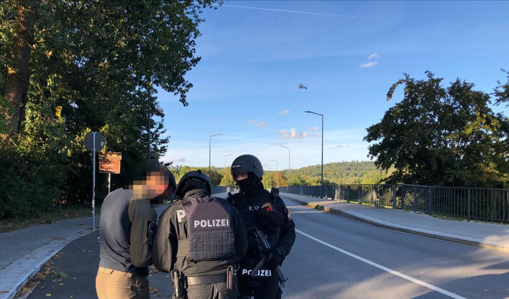 Blog zum SEK-Einsatz in Kelheim: Mann mit Schusswaffe gefasst