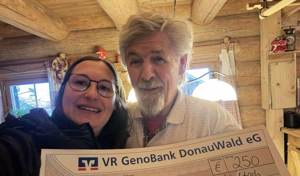 Viechtacher Kino-Quizzer haben Herz für Tiere: 1000 Euro für ...