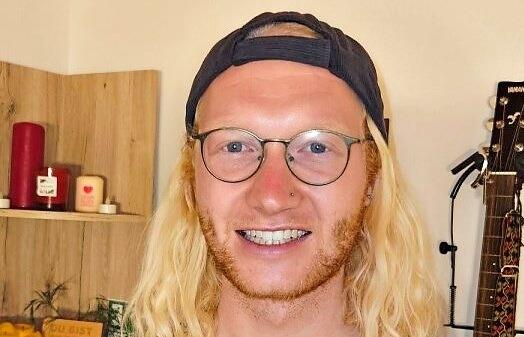 Weihbischof Stolberg entsendet den Ottinger Jonas Eder zum ...