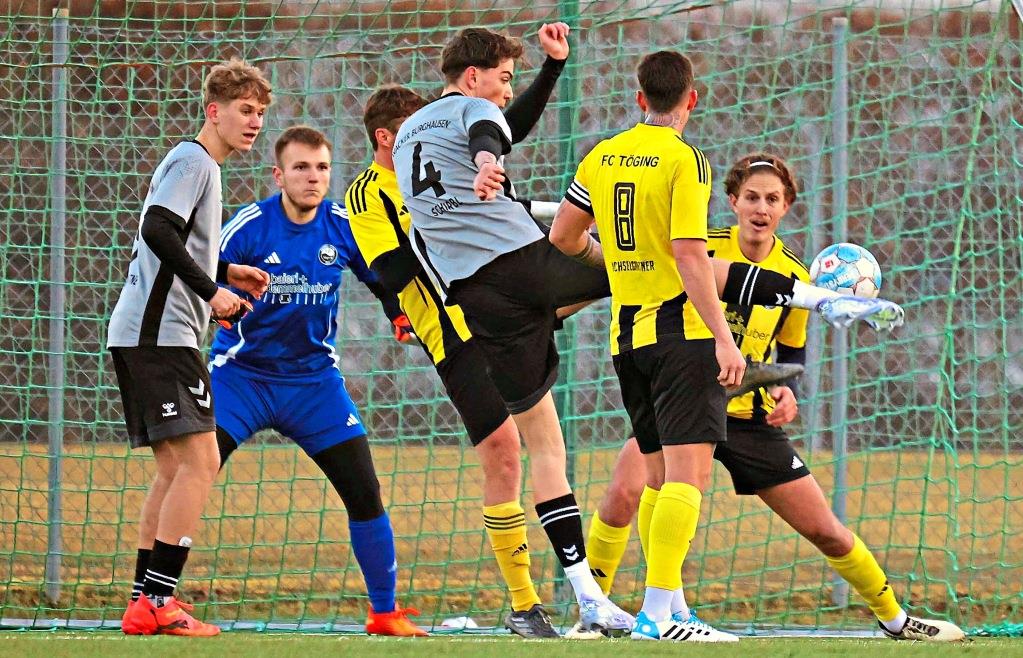 Johannes Größlinger Doppeltorschütze – Keeper Alexander Wacker kommt
