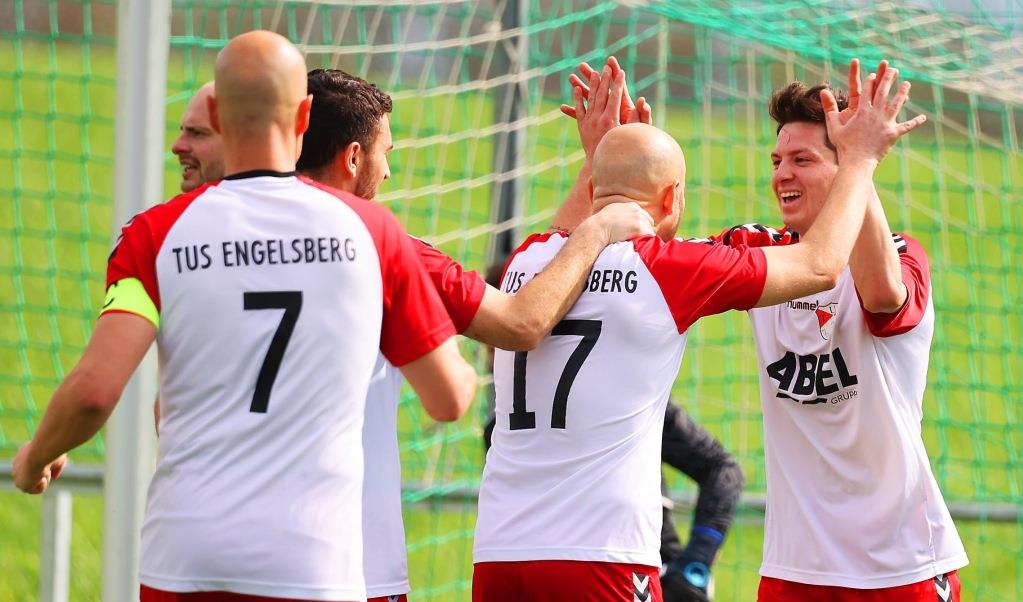 Vor 220 Fans: SV Kay besiegt den TuS Engelsberg 3:1