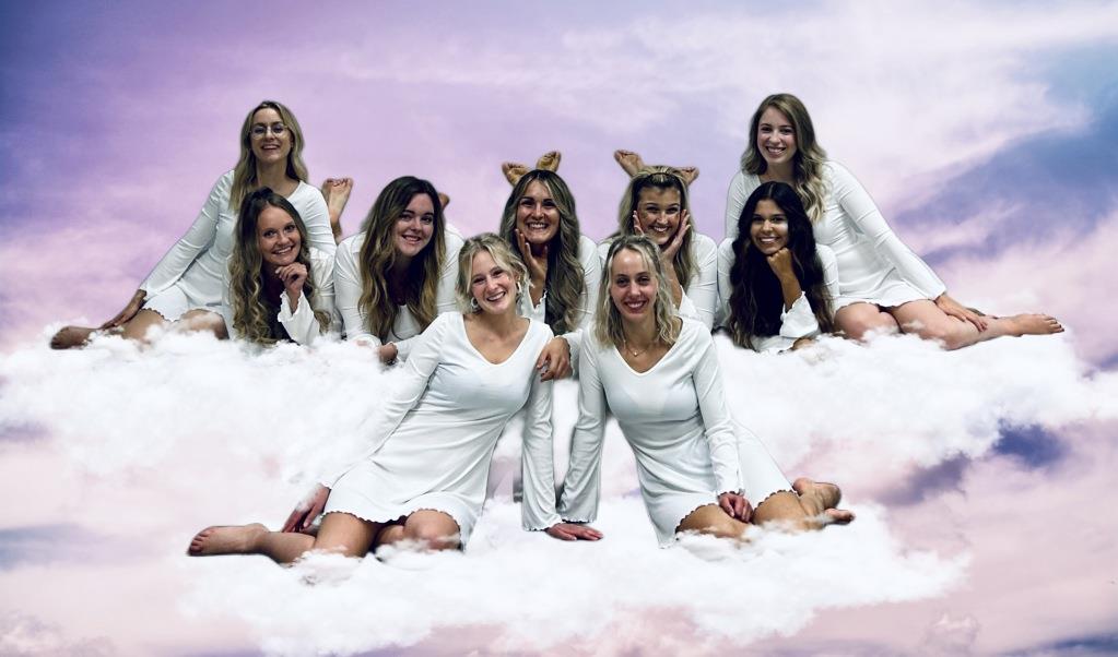 Start in den Fasching: Diamond Girls und Dancing Girls freuen sich auf ...