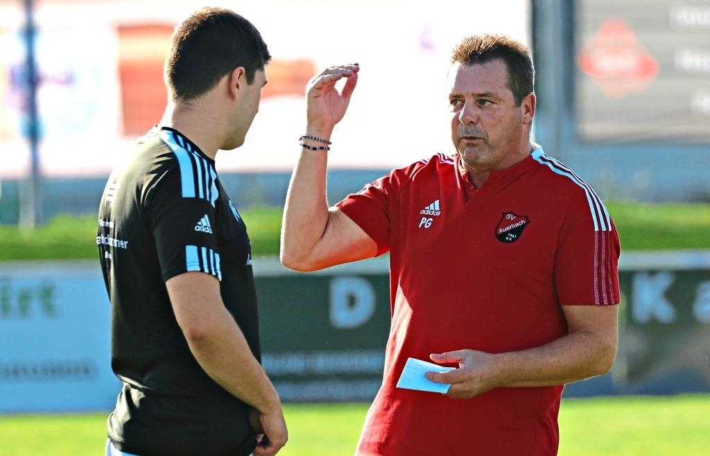 „Mannschaft braucht eine neue Ansprache“: Peter Gallmaier (57) verlässt ...