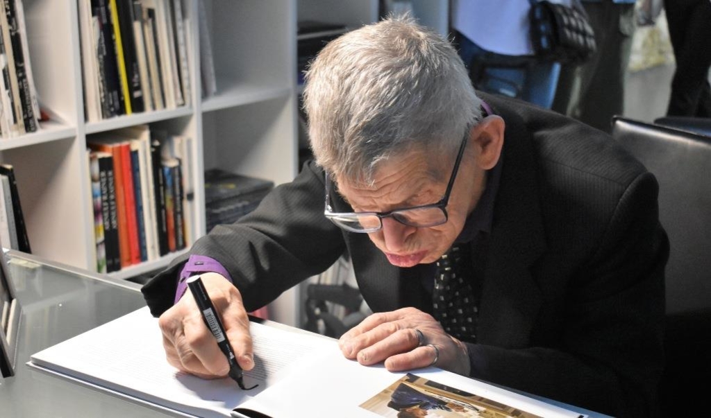 Kunst aus der Tiefe der Seele: Art-Brut-Künstler Josef Hofer in ...