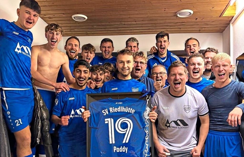 SV Riedlhütte verabschiedet „Urgestein“ Patrick Geier – und hat ganz ...