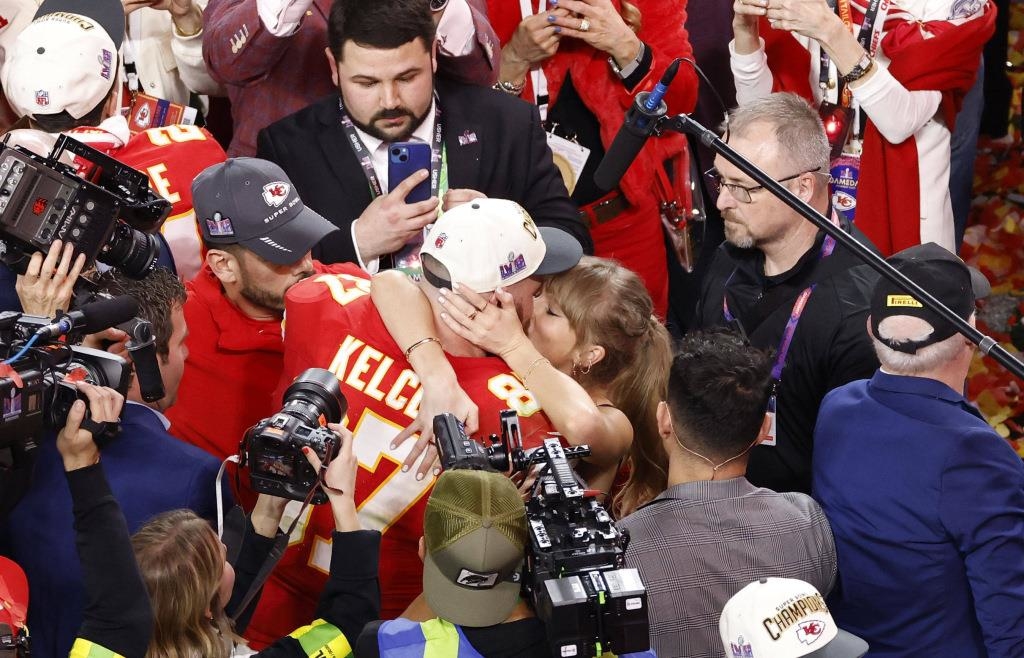Kommentar zum Hype um Taylor Swift und den Super Bowl: Ein Land spielt ...