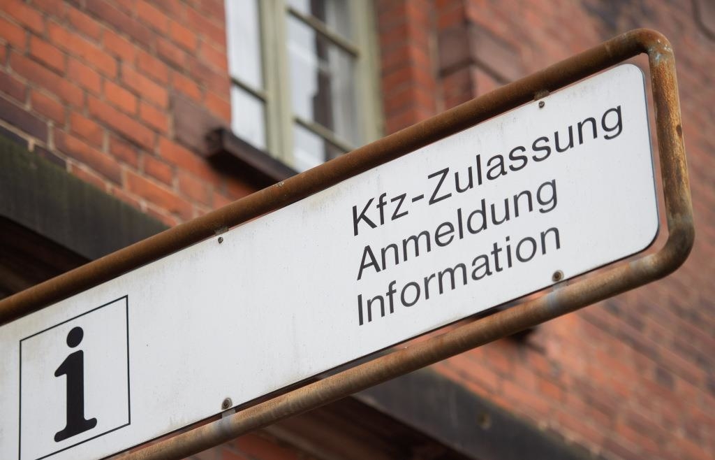 Zahlreiche Kfz-Zulassungsstellen über Stunden lahmgelegt: Störung behoben