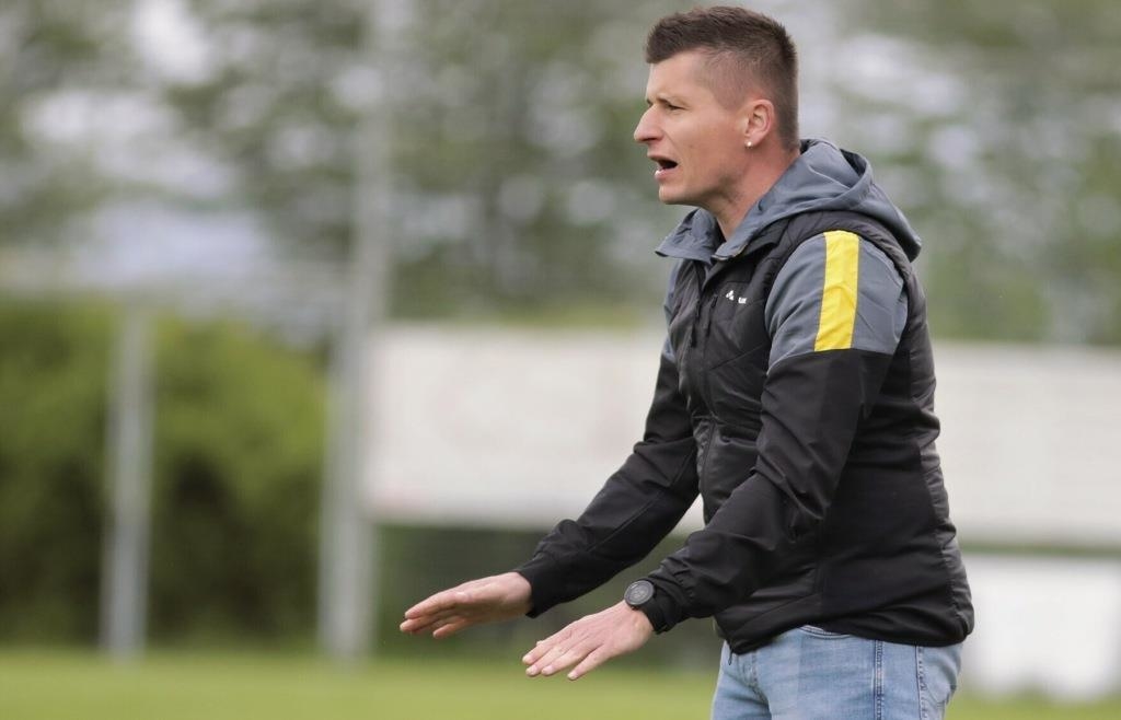 „Interne Gründe“: Mike Stockinger gibt das Traineramt beim SV ...