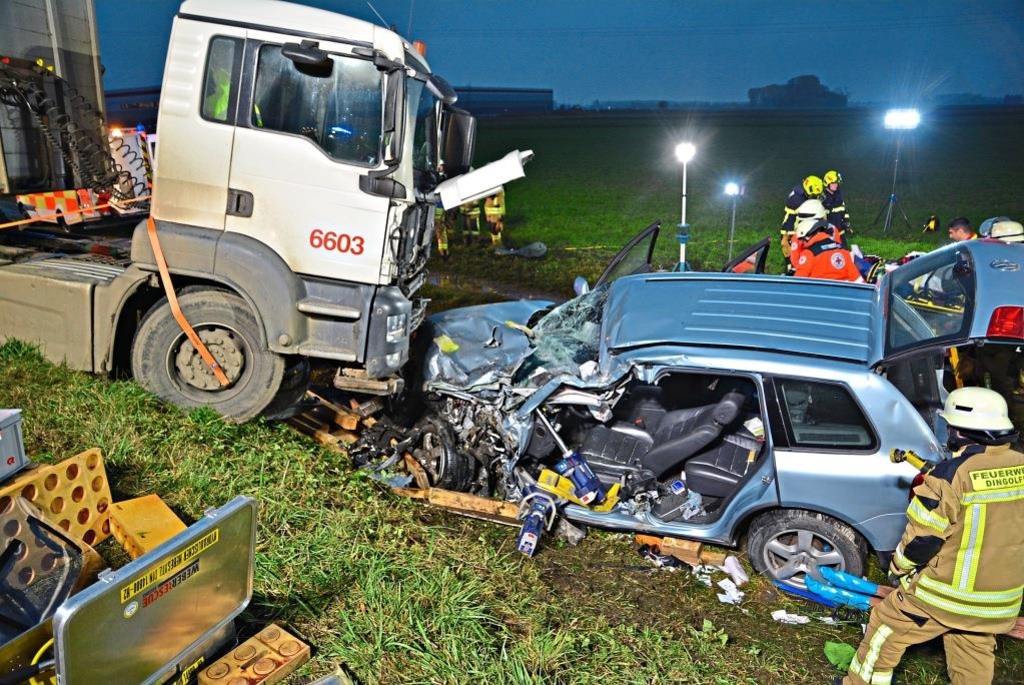 Schwerer Unfall beim Kuh-Kreisel