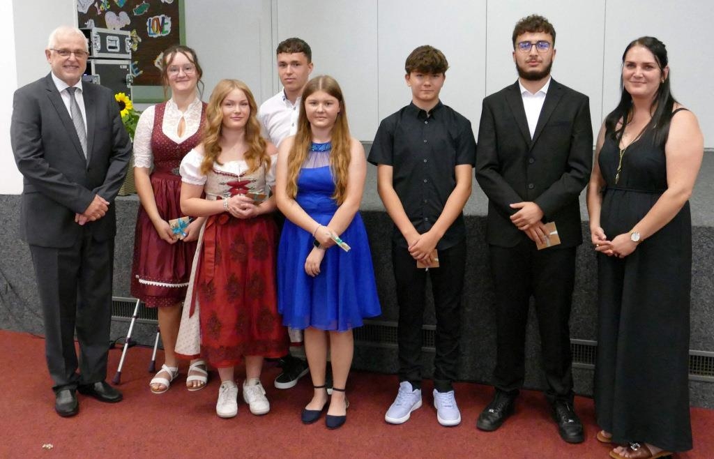 Schuljahres-Abschlussfeier an der Inntal-Mittelschule Simbach