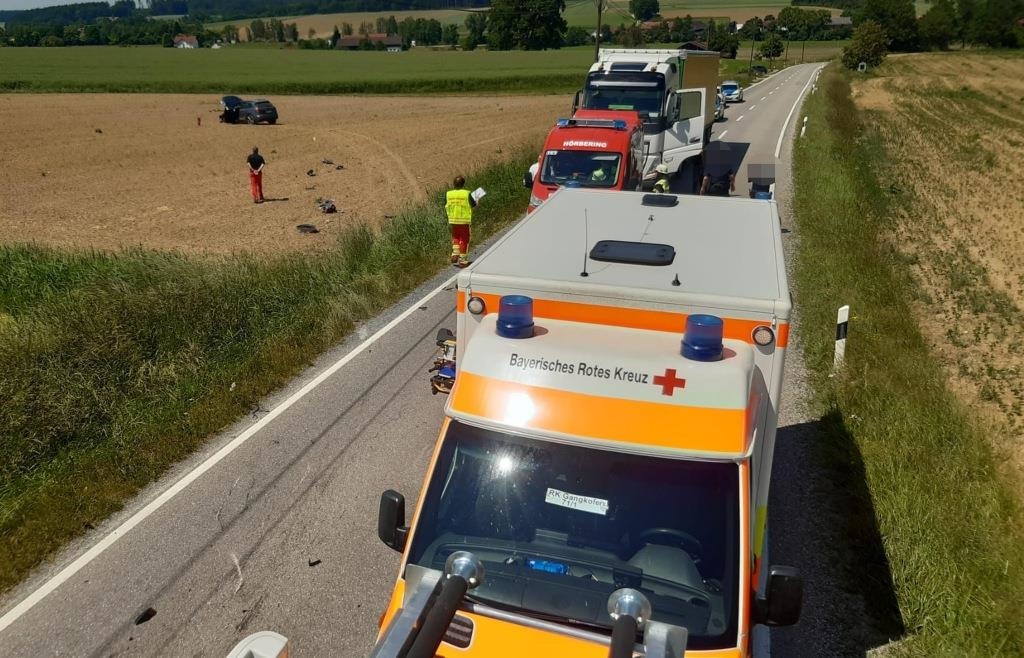 Von Auto erfasst: Motorradfahrer aus dem Kreis Traunstein stirbt – Ehefrau schwer verletzt
