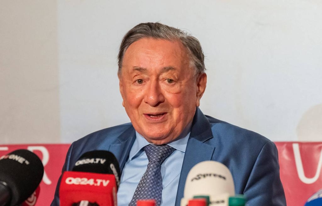 Österreichs Society-Löwe Richard „Mörtel“ Lugner im Alter von 91 Jahren ...