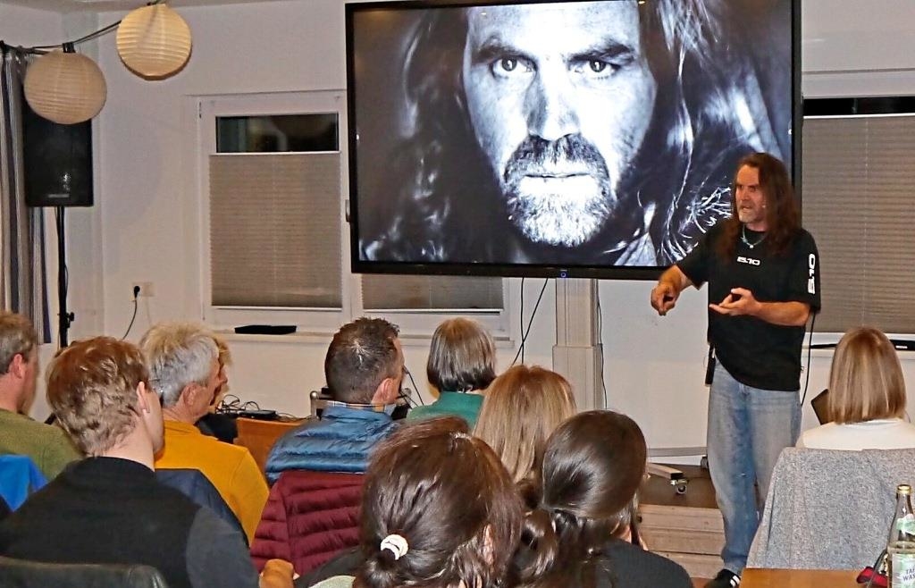 Thomas Huber (Huaba-Buam)spricht über die grenzenlose Freiheit in den ...