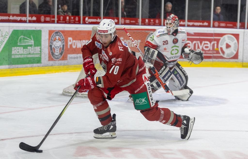 Eisbärenstarke Regensburger: Zum Booth-Debüt ein Siegrekord – Hadern ...