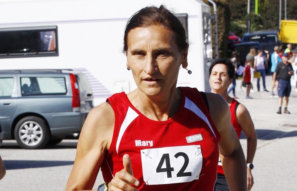 Zwei Bayern-Titel und zwei Landesrekorde: Geherin Maria Unterholzner ...