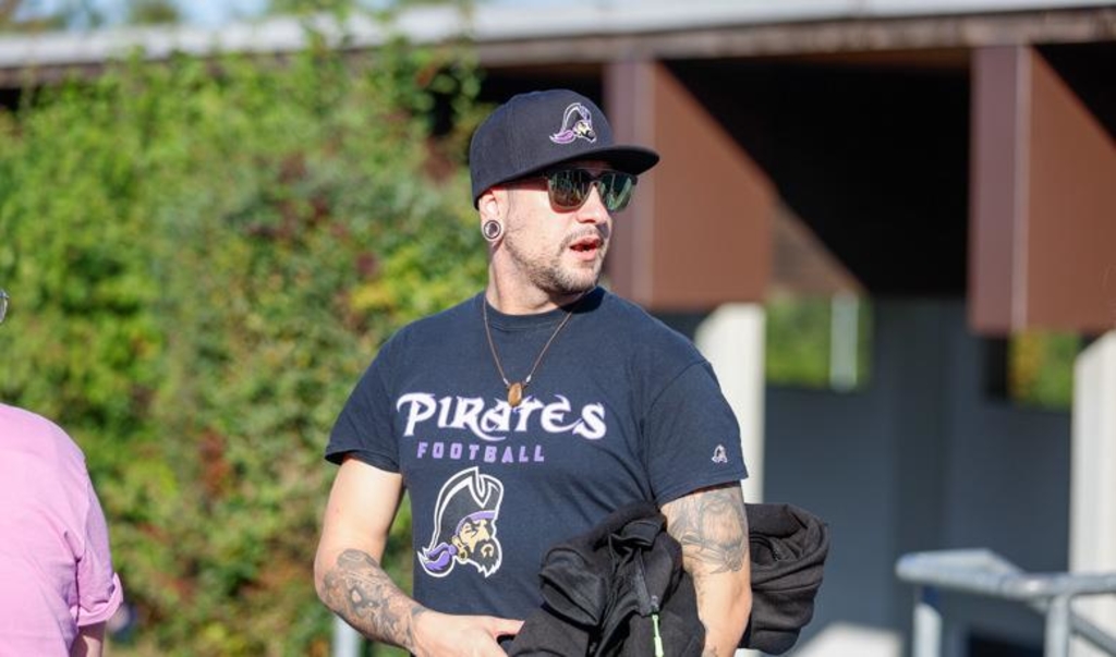 1000 Fans feiern Football-Party in Passau: Bilder rund um den Pirates ...